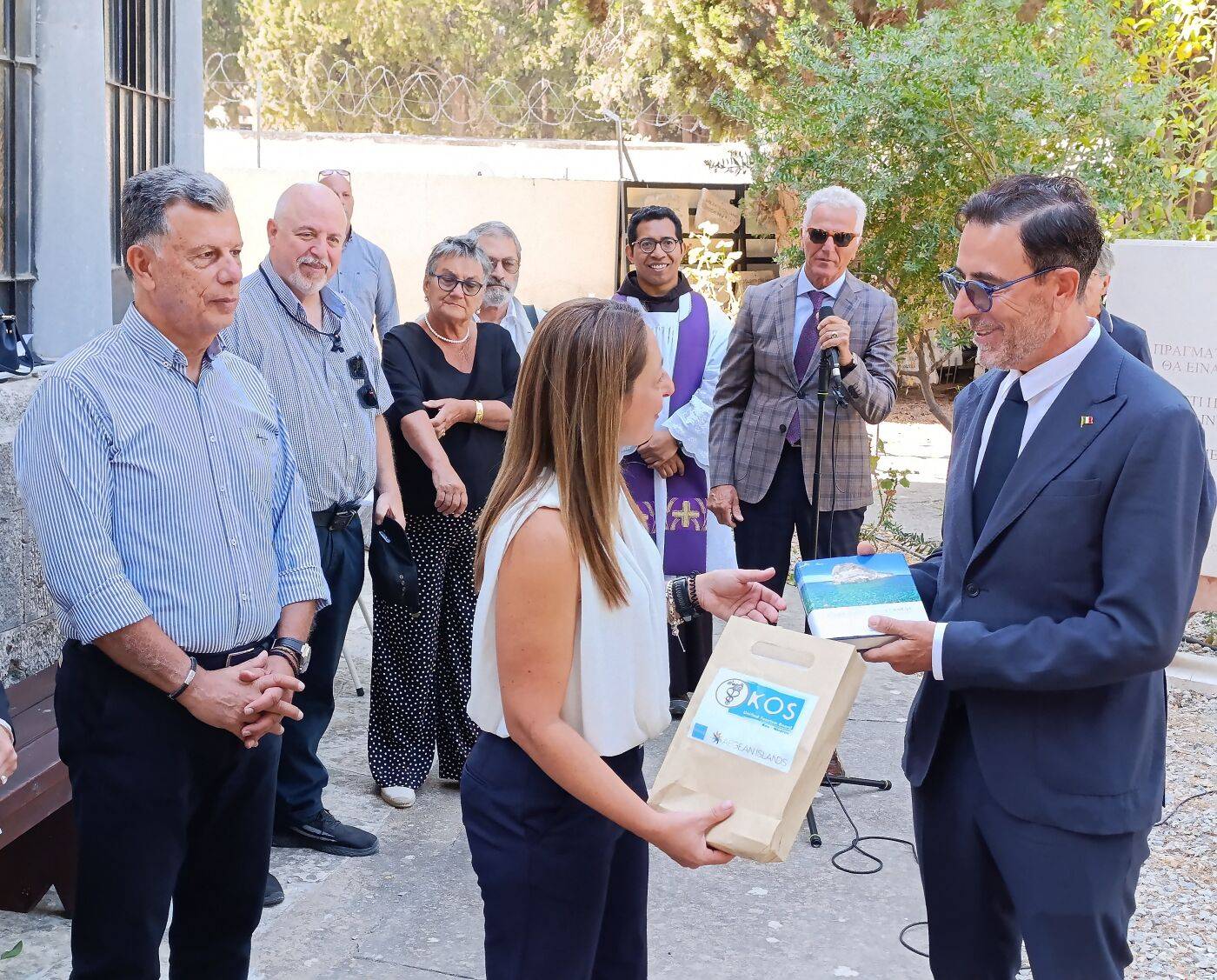 Il marsalese Leonardo Curatolo commemora in Grecia l'eccidio del '43 a Kos